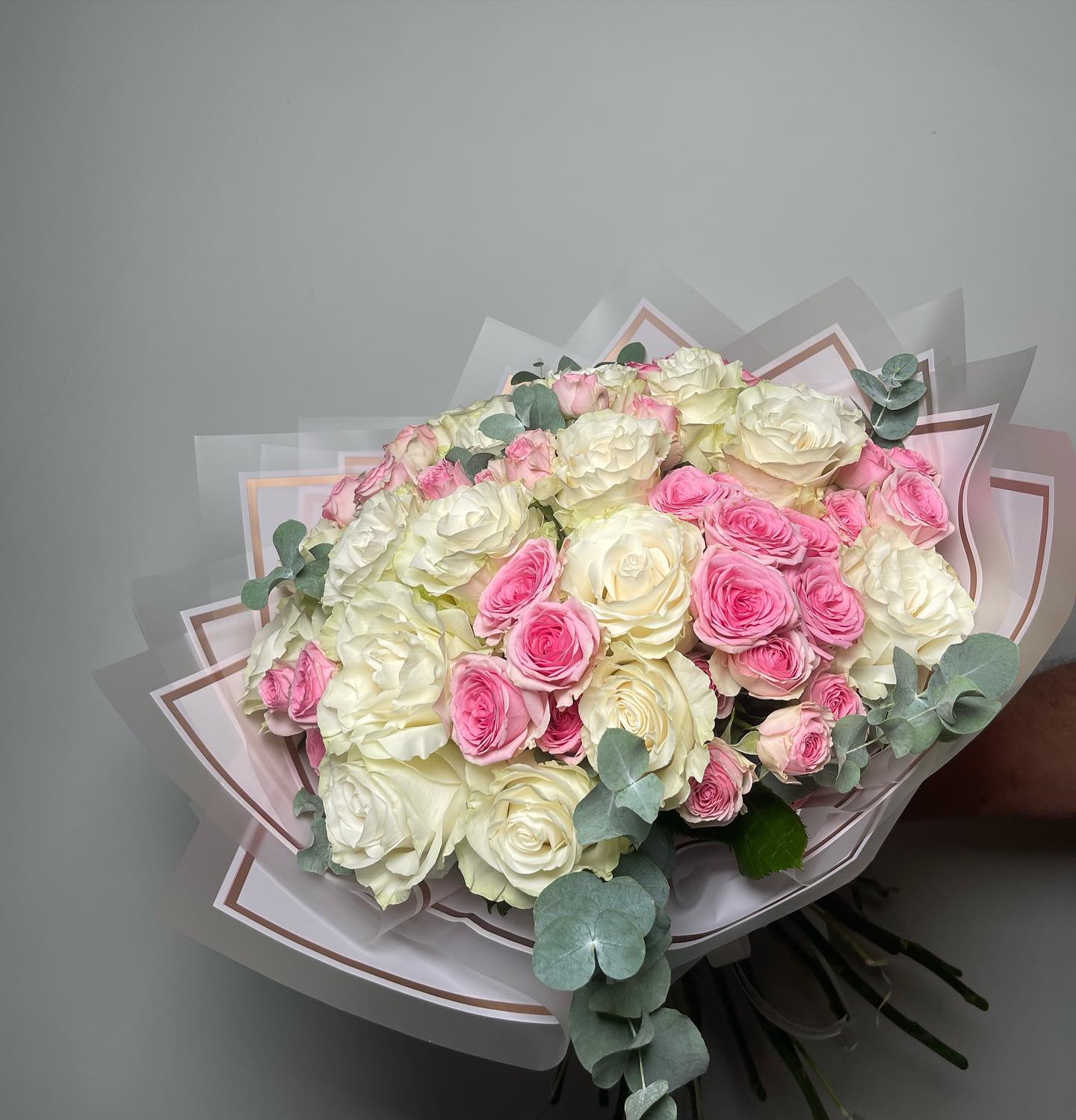 Ladies Flowers – Sevdiklerinize Özel Hissettirmenin Yolu